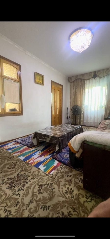 Arenda Farhod bozori yonda bollaga ham oilaga ham  2/4/4/ 300 Uye