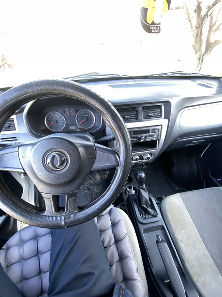 DongFeng Yuk mashina