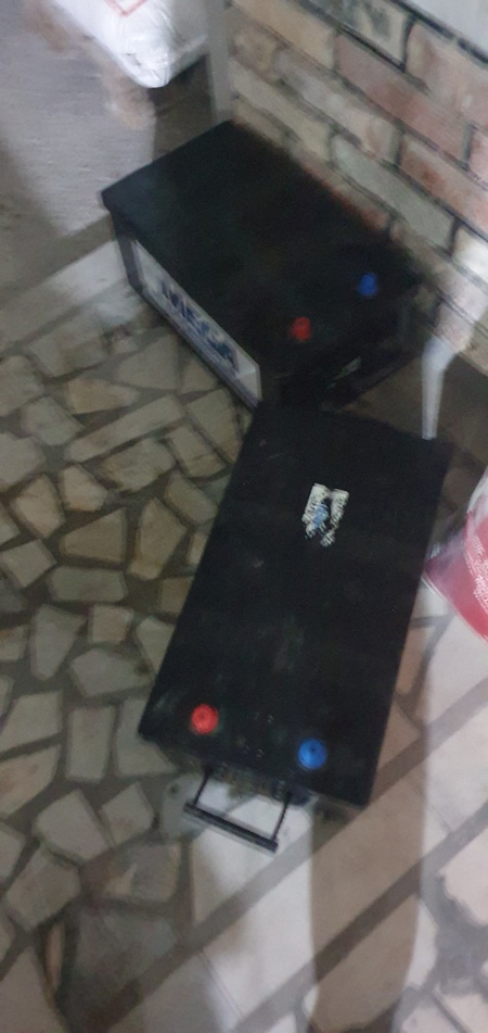 Akulmuyator satiladi Paydanilgan 2 dana baxasin kelisemiz