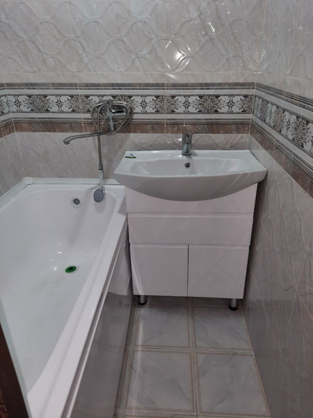 Продажа квартиры 4/4/4. Ц-15. Чорсу,Гулобод.