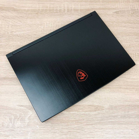 Игровой ноутбук MSI / RTX3050 / i5-11400H