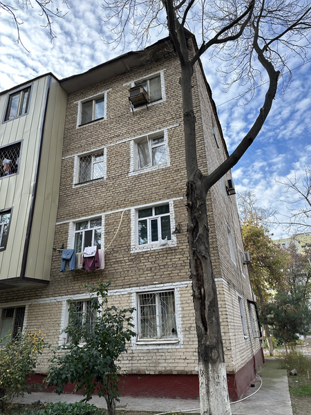 Продается 2 комнатная квартира на метро Новза (20м )