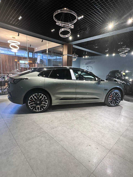 Zeekr 001 You 2024 автосалон KingMotors