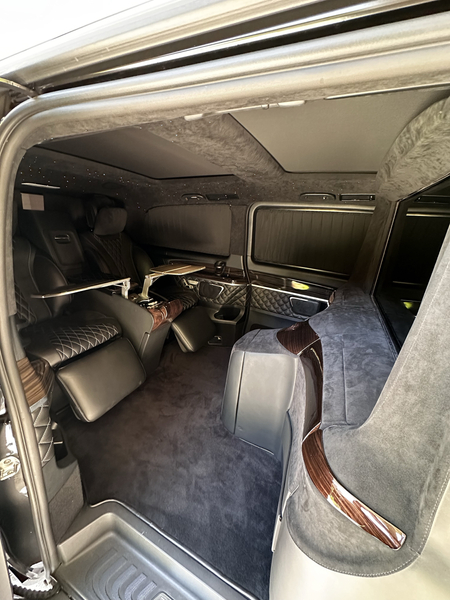 Mercedes V250 бензин год 2020