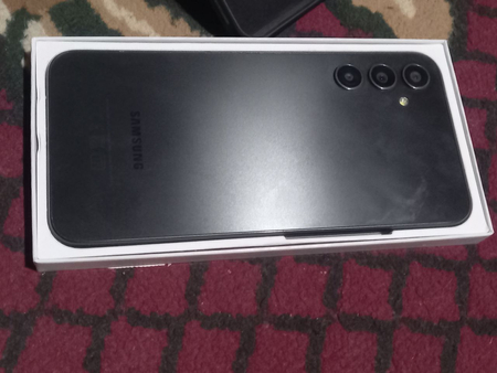 Samsung A34 kelishilgan narxda sotiladi