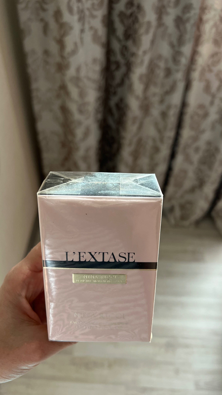 Парфюм L’extase от Nina Ricci