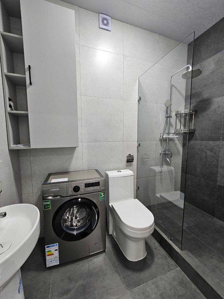 Срочно продаётся евро 3х  комнатная Квартира по цене 2х 8-этаж 37000$