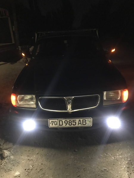 Volga 31 10 yili 2000