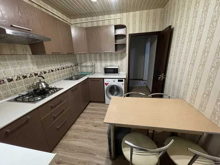 Срочно 3 комнатная Евроремонт квартира Продаётся