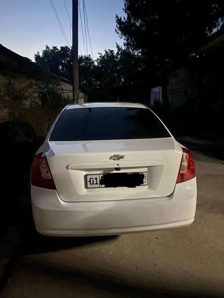 Lacetti 1.8  mexanika 2013