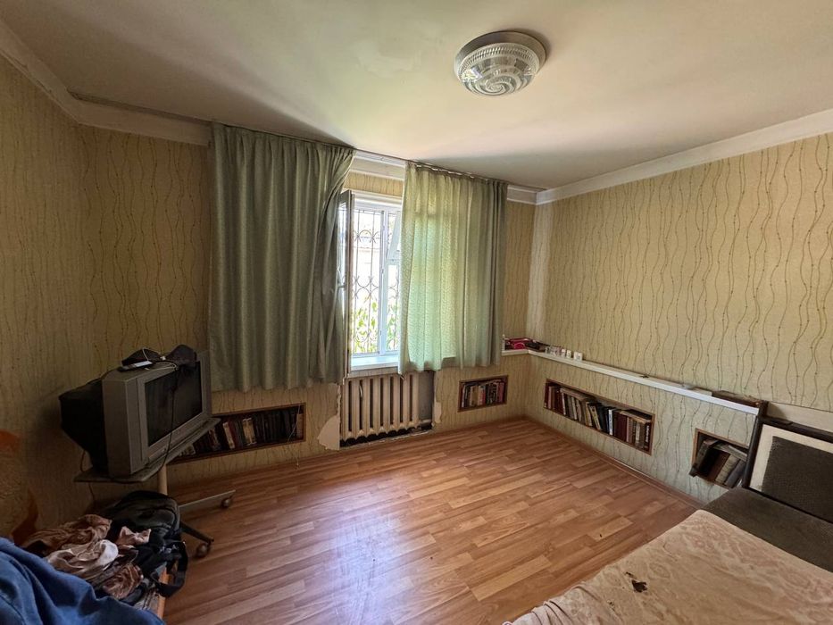 КОТТЕДЖ 4 комнаты 4,7 СОТОКИ фасад 17 м. глубина 23 м. Спутник 14 квар