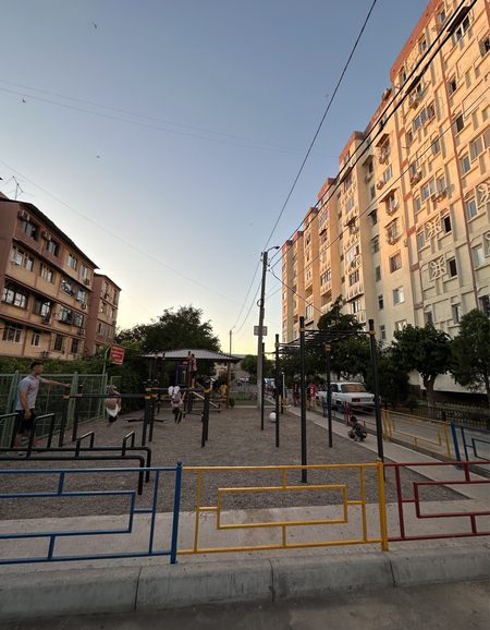 Срочно продается квартира, Рисовый базар 1-2/5/9