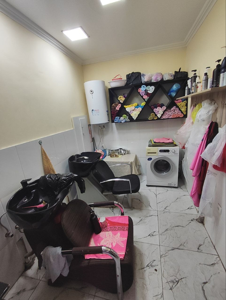 Tayyor ayollar saloni biznesi sotiladi