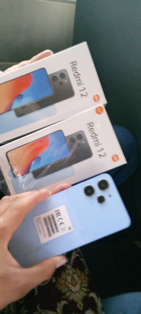 Redmi 12 Xotira 8+4/256gb