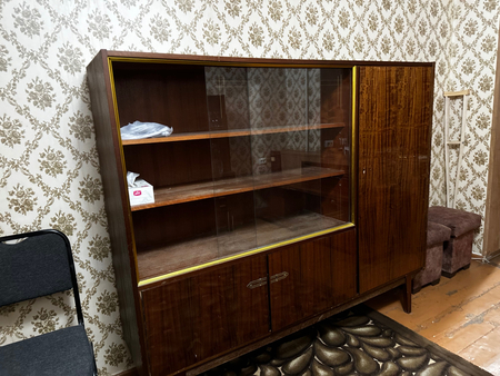Шкаф сервизный,распродажа