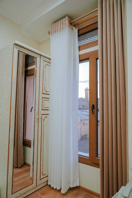 Avtorskiy proect, Hotel v Serdce Bukhari.
