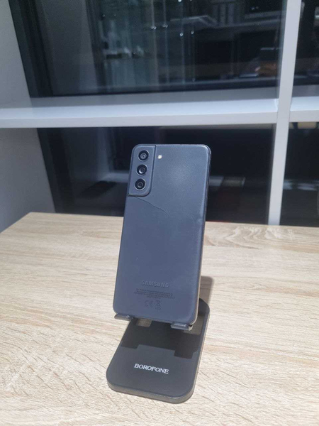 Продаётся телефон SAMSUNG S 21 FE 5G