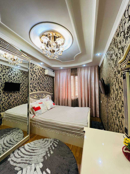 Продаётся 4/2/9 квартира на Метро Ойбек ор-р точка Вкуса  М-1