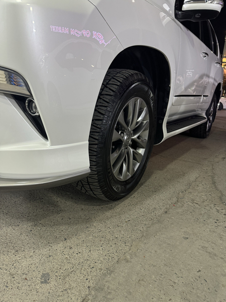 Срочно продаётся Лексус  GX 460
