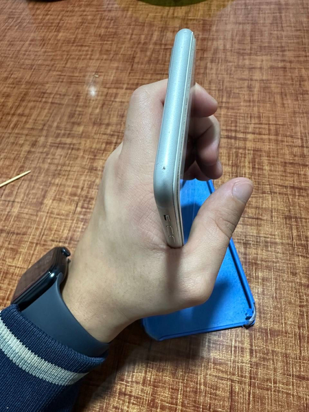Iphone 8 plus продается