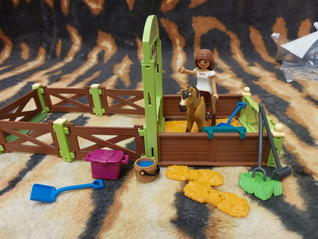 Загон для лошадей от Playmobil
