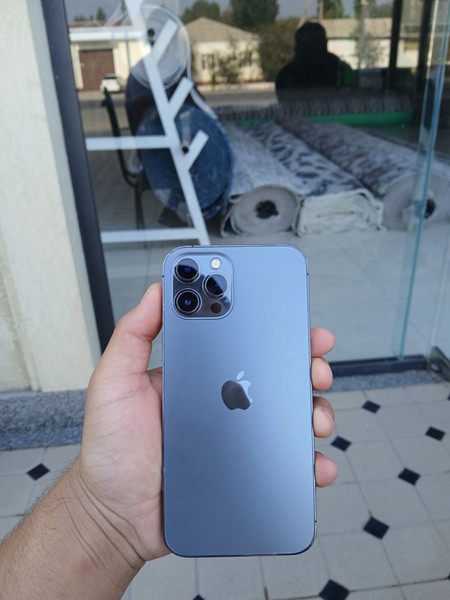 Iphone 12 pro max aybi yoq
