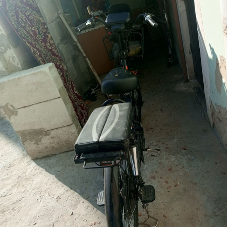 Elekromaped velosped