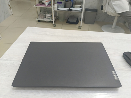 Lenovo v15  olinganiga 6 oy boldi...
