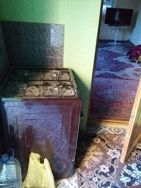 1 хоналик Ховли ижарага берилади!!