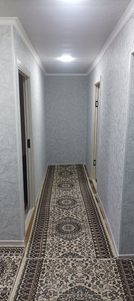 Продаю 2/3/5-Чилонзар 25кв. грузинская пл. 3×6 и 1×3 бал.