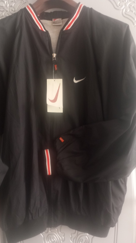 Nike - ОРИГИНАЛ! на 54-56 размер ! Цена со скидкой 135 уе