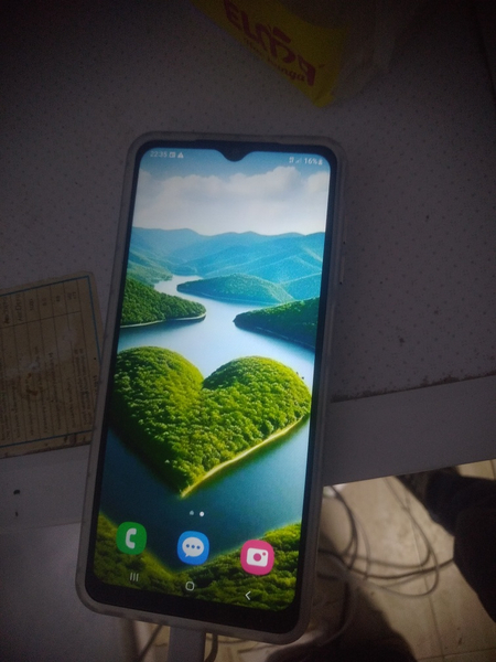 Samsung a12 sotiladi