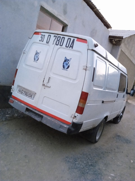 Zmz406 mator 3 tonna yuk oladi damasga barter bor.ozroq ishi bor