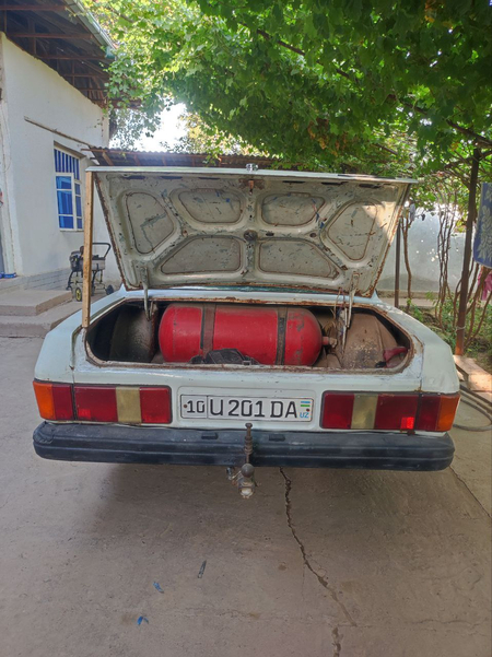 Volga 31029 xolati yaxshi