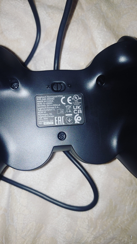 Logitech f350 gamepad