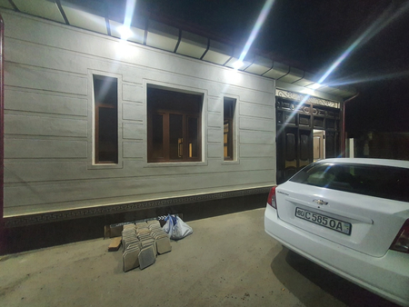 Yangi Hovli sotiladi