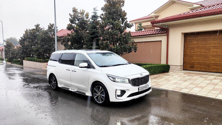Срочно продам KIA Carnival 2019 nobless speshal  4 позиция