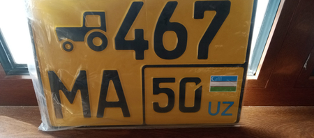 Traktor sotiladi