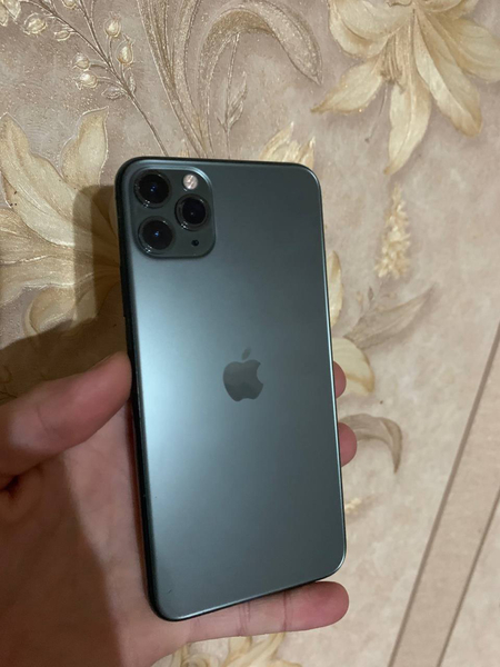 IPhone 11 pro max 75% emkost