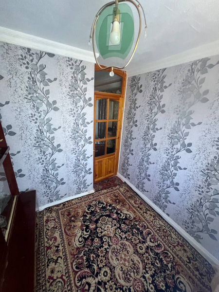 Срочно продаётся 3х комнотная квартира. Партстзд.