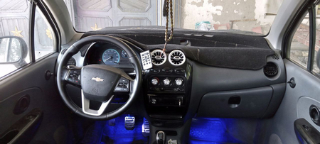 Matiz sotiladi xolati yaxshi 3 200$ deyommiz kelishamiz