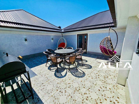 5 xonali 210m² 7-8 qavat uy sotiladi