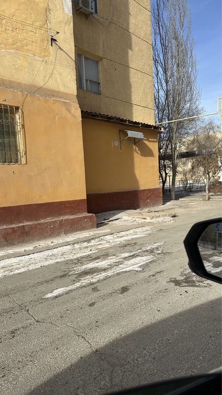 1 xonali kvartira sotiladi, biznes qilish uchun