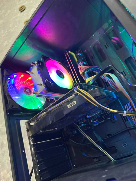 Игровой кейс / I5 9400 / 16 gb ddr4 / Analog GTX 1060 6gb