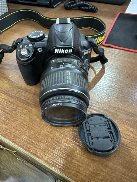 Nikon D3100 srochna