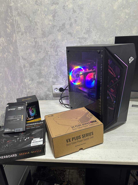 Игровой 12 ядерный кейс/ Rx580 8gb/  512 gb nvme Lexar