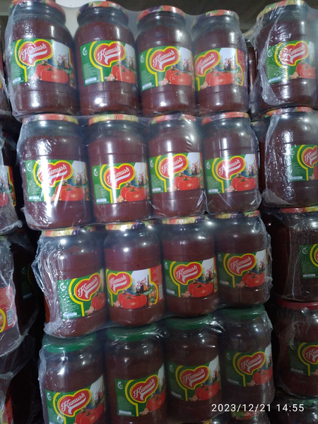 Tomat pastasi va ketchup
