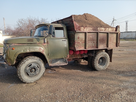 Zil 130 Ural mator xolati yaxshi mator.karopka.zadnimos  zoʻr aybiyo\\\'q