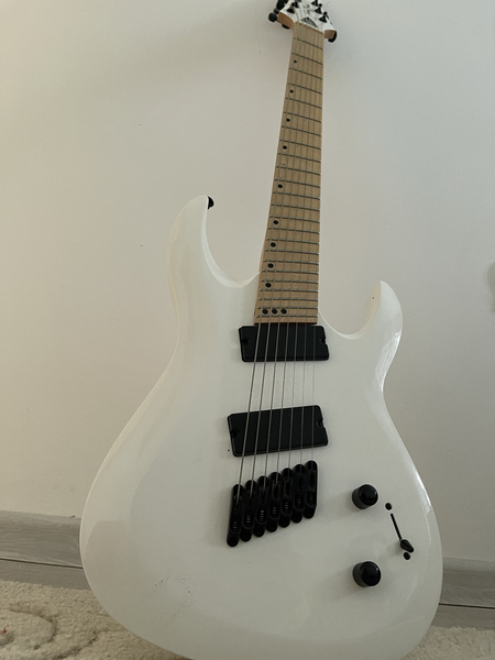 Продаю электрогитару Harley Benton R-457MN Multiscale, цвет белый