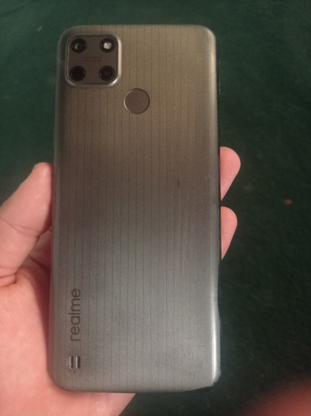Realme S25Y sotiladi Arzon tel